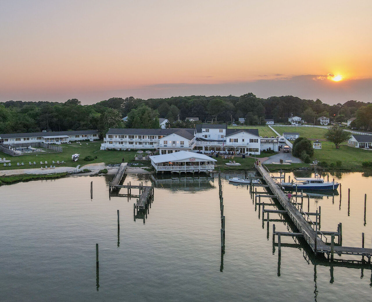 Wylder Hotel Tilghman Island | Chesapeake Bay Waterfront